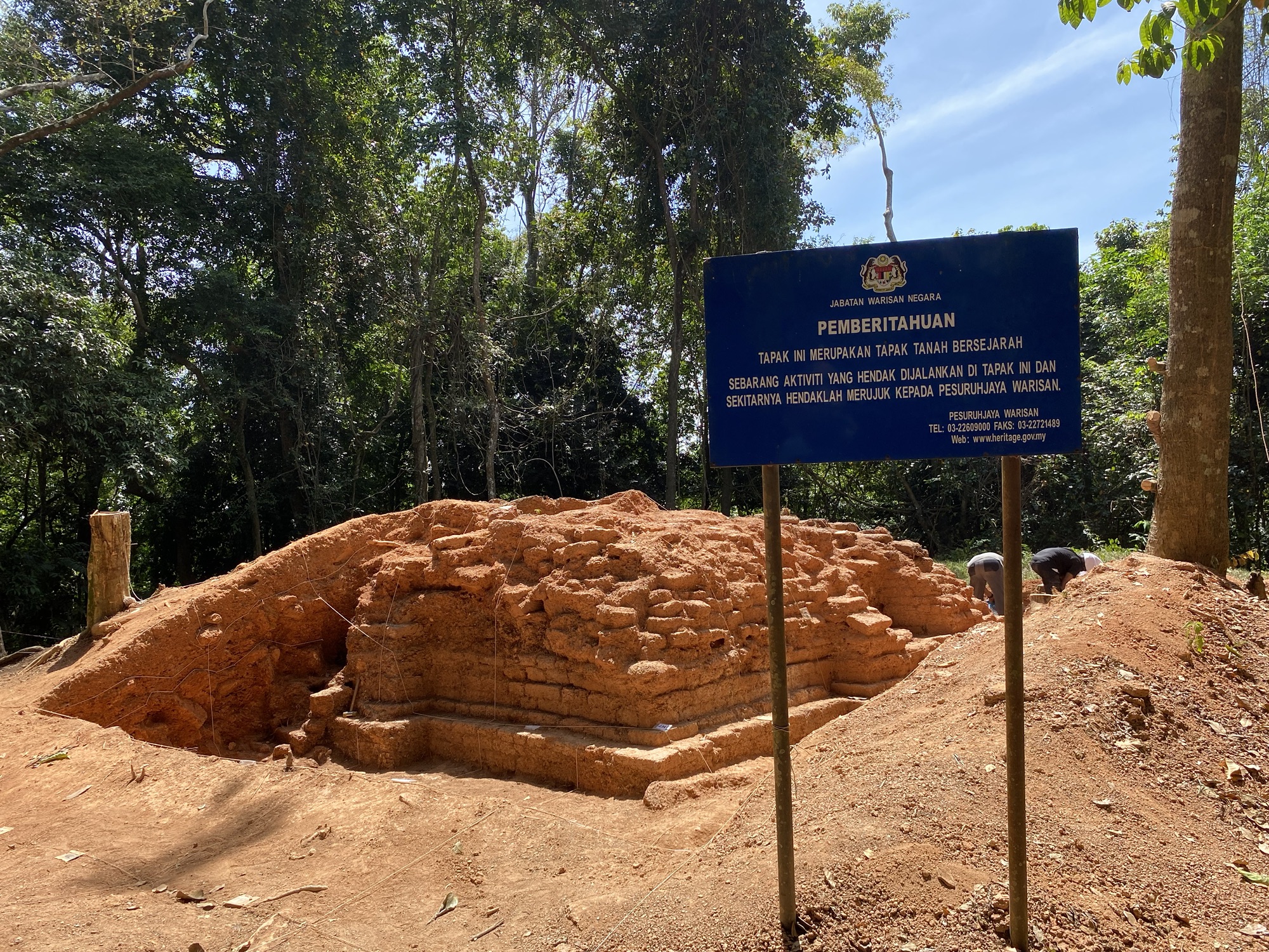 Which Past Should We Preserve? – SeaDemon Says